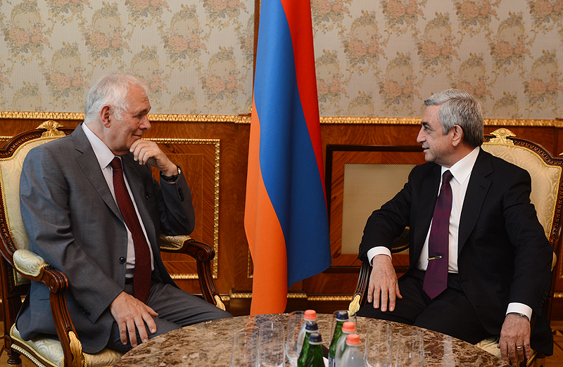 President Serzh Sargsyan received the Chairman of the RF National ...