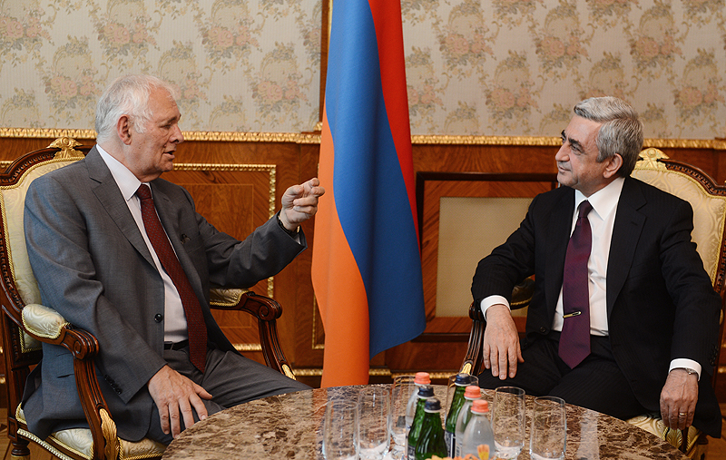 President Serzh Sargsyan received the Chairman of the RF National ...