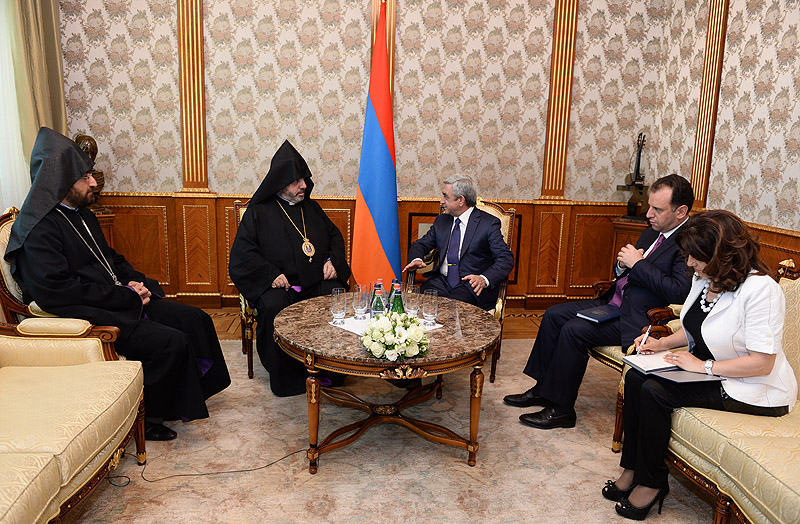 President receives Armenian Patriarch of Jerusalem His Beatitude ...