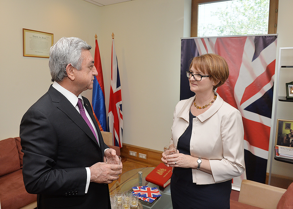 President sends congratulatory message on British National Day and ...