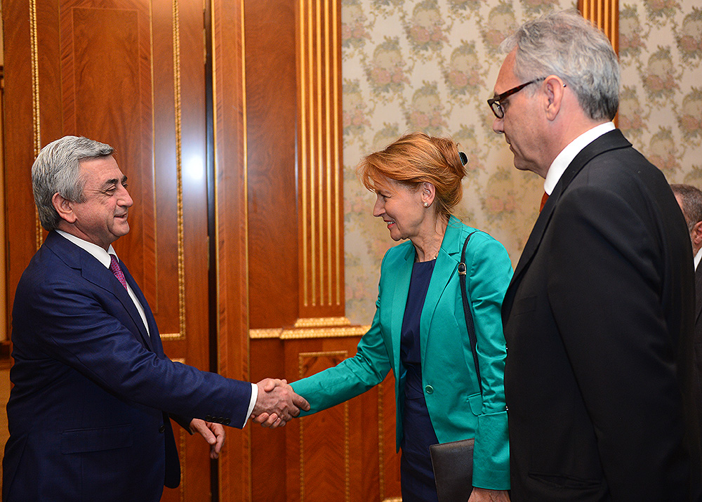 President received Vice-President of the German Bundestag Frau Edelgard ...