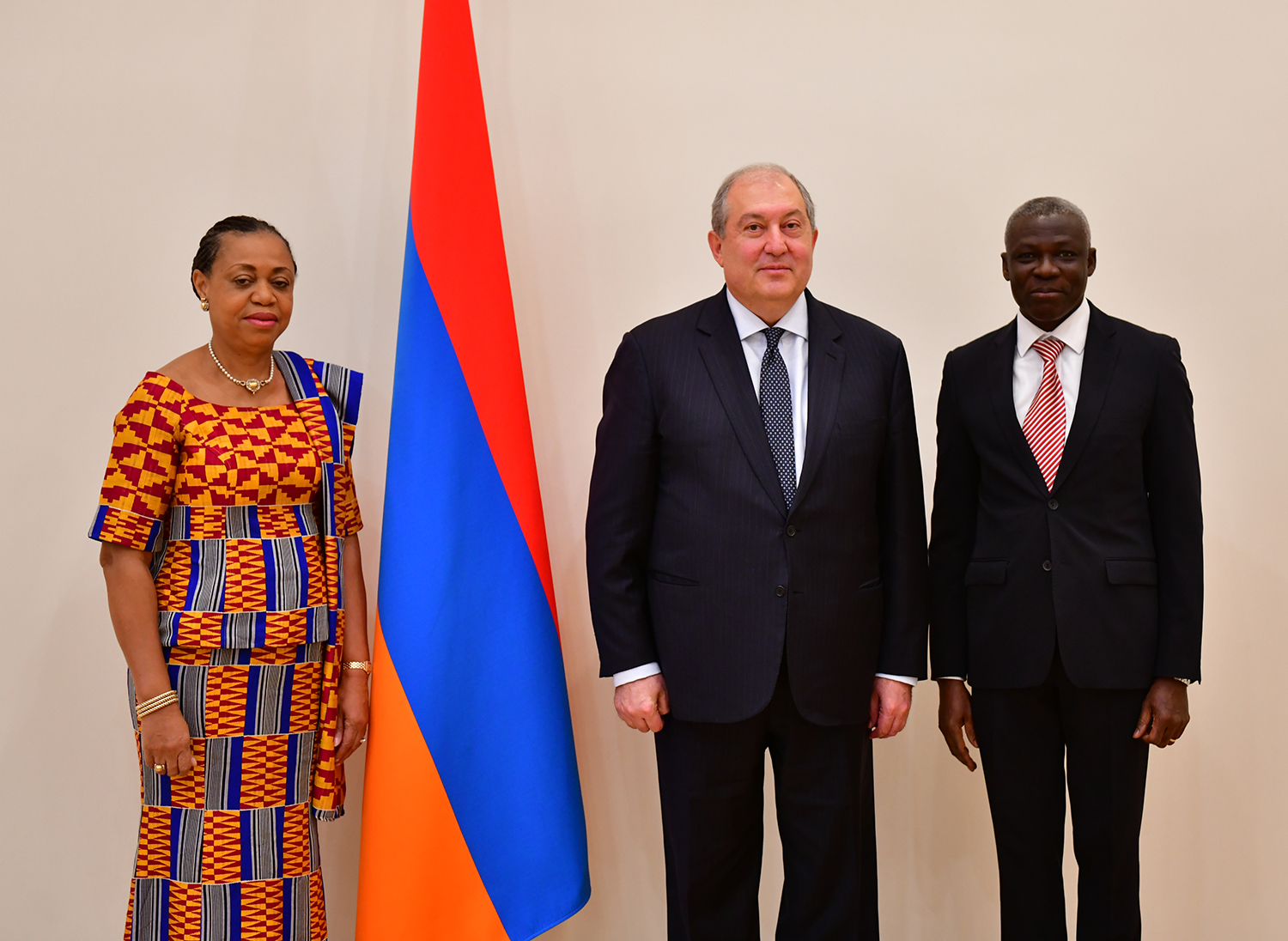 The Ambassador of Ghana presented her credentials to President Armen Sarkissian - Press releases ...